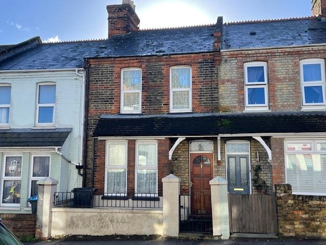 Boundary Road, Ramsgate, CT11 2 bed terraced house for sale - £180,000