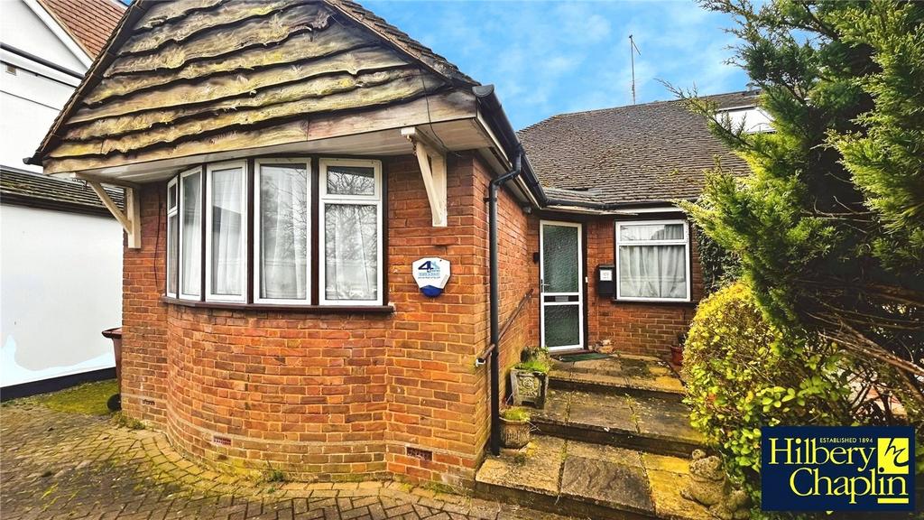 Oliver Road, Shenfield, Brentwood... 3 bed bungalow - £475,000