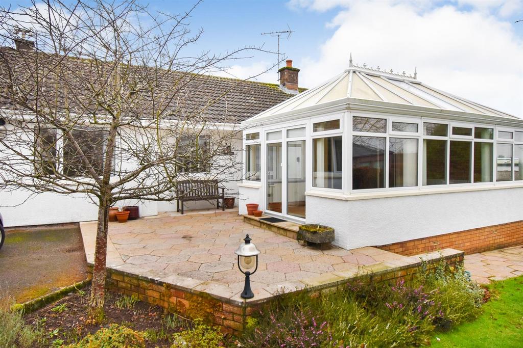 St. Johns Road, Stainton, Penrith 3 bed bungalow for sale - £380,000