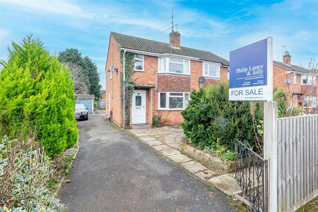 Wolsey Close, Worcester 3 bed semi-detached house for sale - £250,000