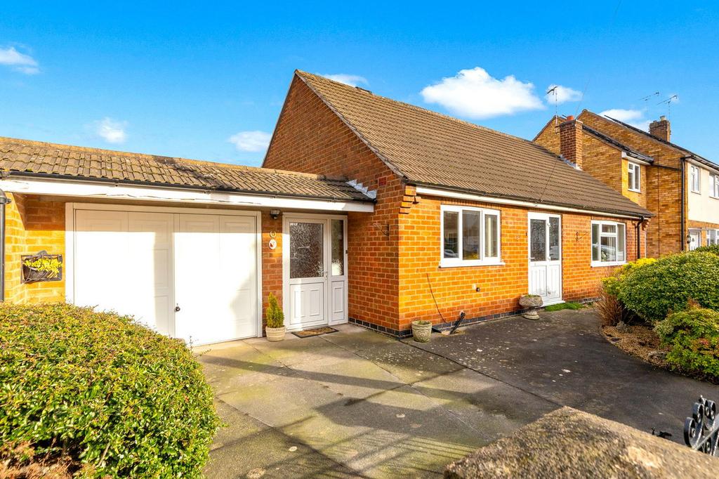 Wellington Street, Leicester LE7 2 bed detached bungalow for sale - £ ...