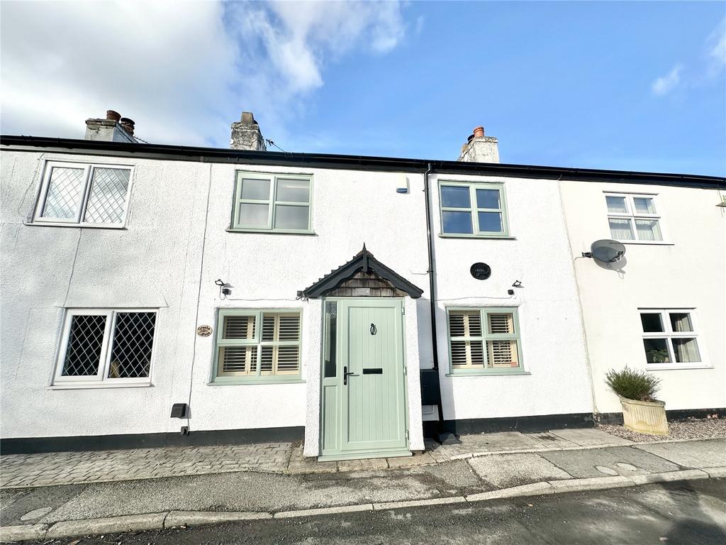 Altrincham WA15 2 bed terraced house - £400,000