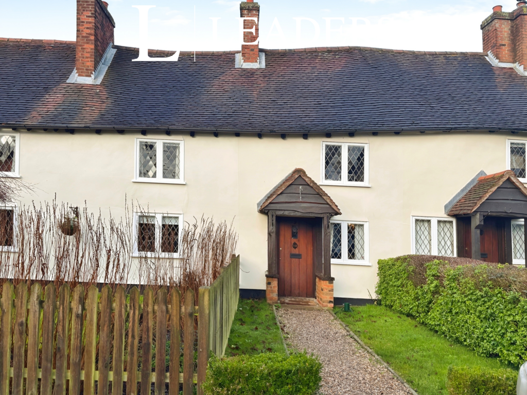 Red Tile Cottage, Matching Tye 2 bed cottage - £1,795 pcm (£414 pw)