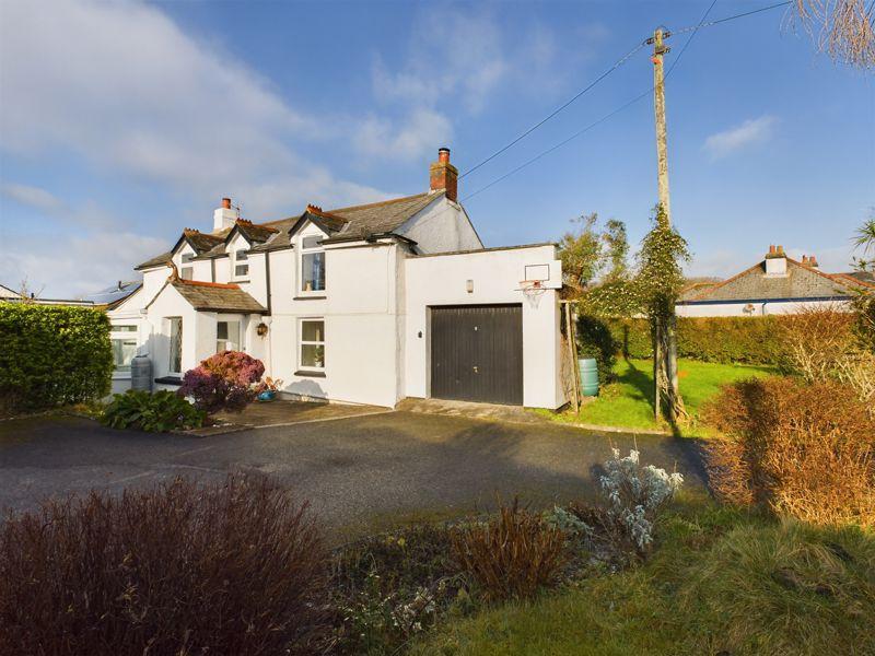 Illogan, Redruth - Detached character... 3 bed character property for ...