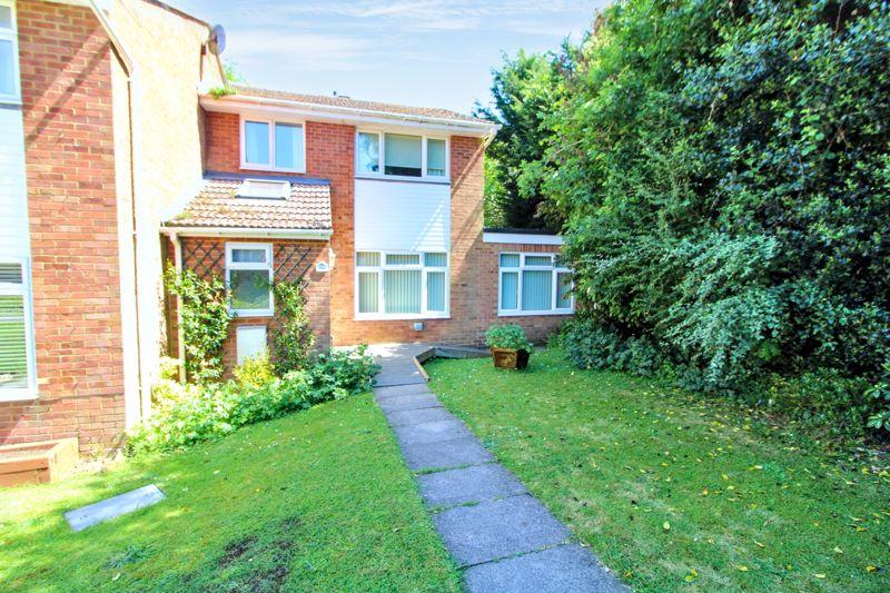 Campbells Ride, Holmer Green HP15 3 bed end of terrace house for sale ...