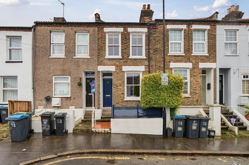 Borough Hill, Croydon 2 bed terraced house for sale - £350,000