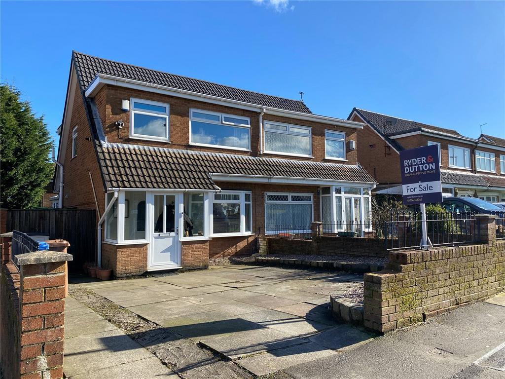 Newhouse Road, Hopwood, Heywood... 3 bed semi-detached house - £240,000