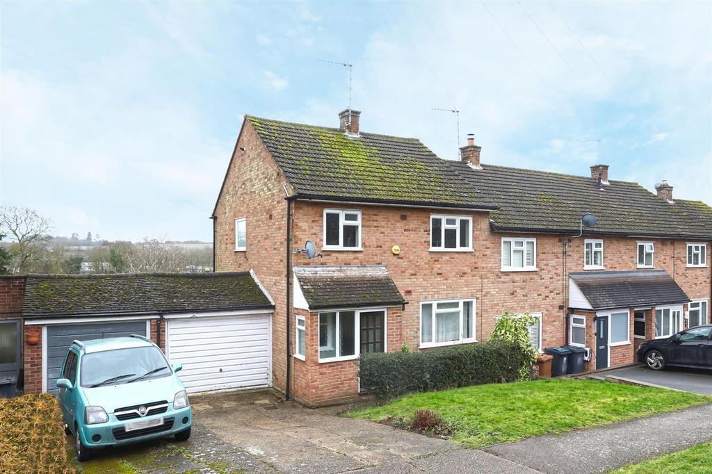 Presdales Drive, Ware, SG12 3 bed semi-detached house for sale - £500,000