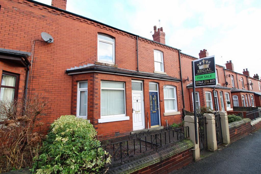 Ormskirk Road, Pemberton, Wigan, WN5 9LQ 2 bed terraced house - £130,000