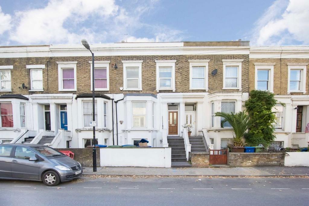 Lyndhurst Way, London SE15 2 bed house - £2,200 pcm (£508 pw)