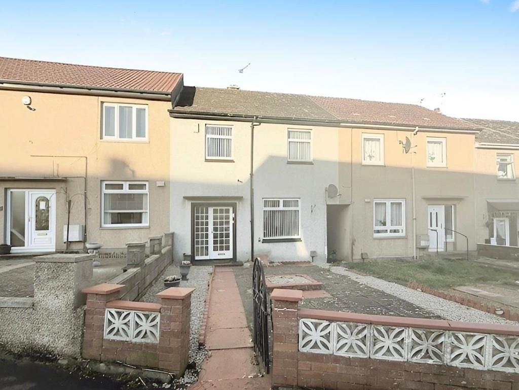 Capledrae Court, Ballingry, Lochgelly 2 bed terraced house - £79,995
