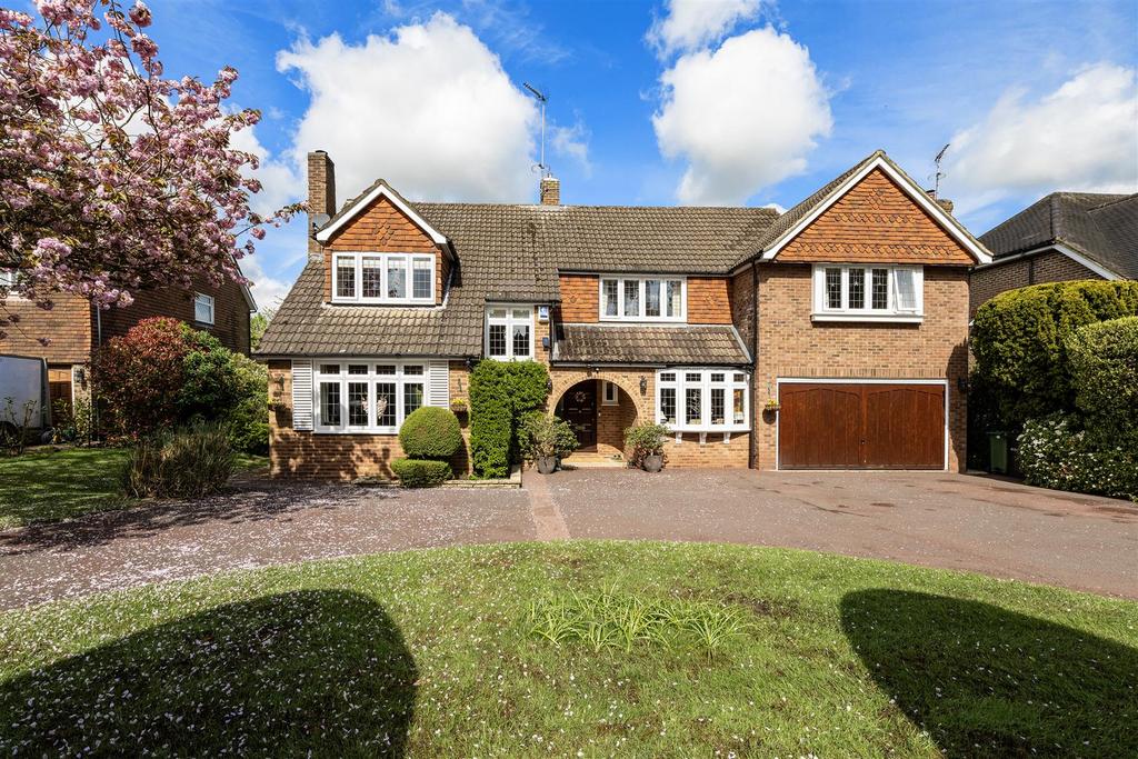 Oakfield Road, Harpenden 5 bed detached house for sale - £2,150,000