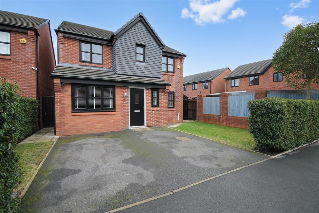 Cassidy Way, Monton, Manchester 4 bed detached house for sale - £440,000