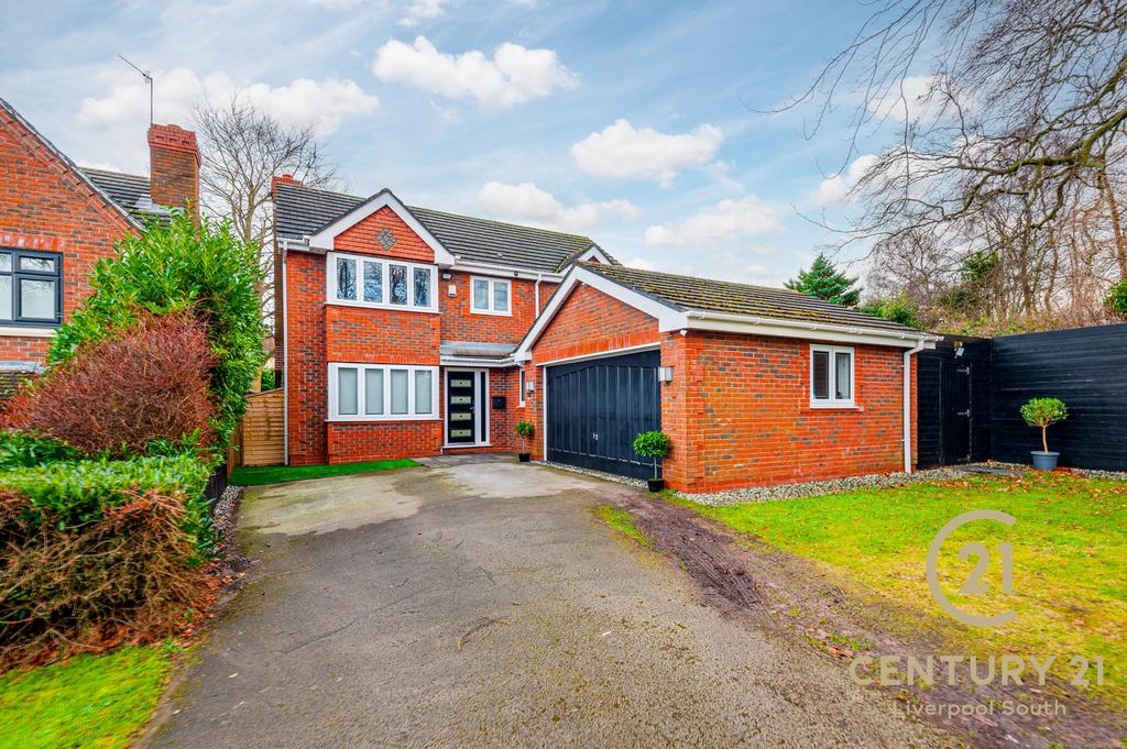 Dowsefield Lane, Calderstones, L18 4 bed detached house for sale - £675,000