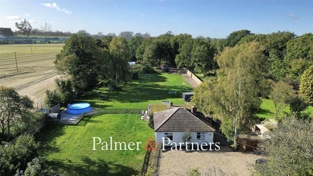 Haylings Road, Leiston, Suffolk, IP16 3 bed bungalow for sale - £630,000