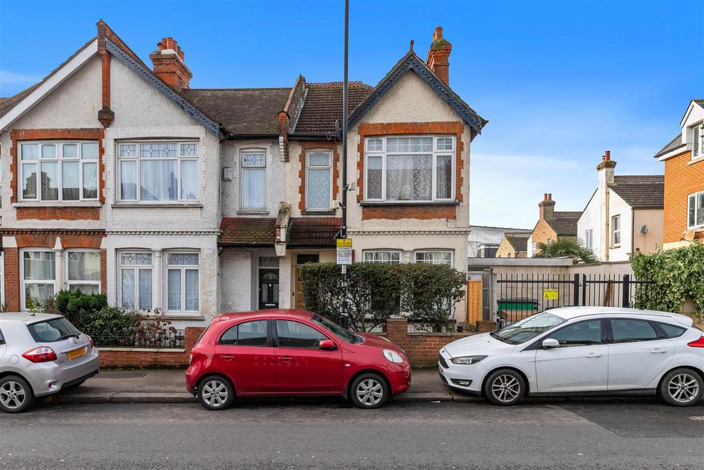 Park Road, South Norwood 1 bed flat - £320,000
