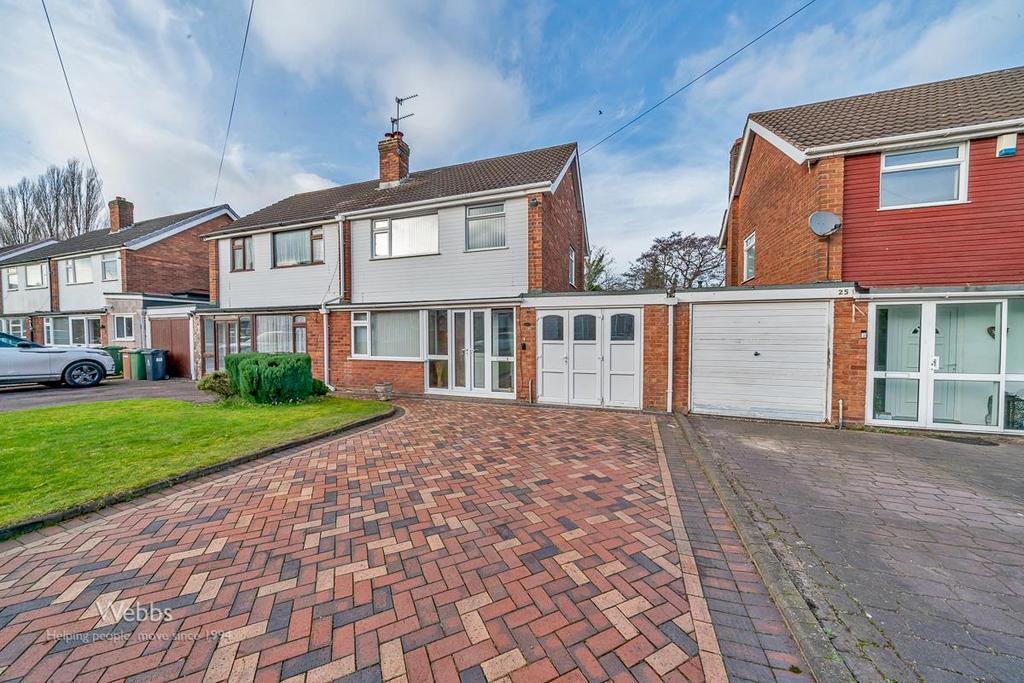 Whitehouse Way, Walsall WS9 3 bed semi-detached house - £310,000