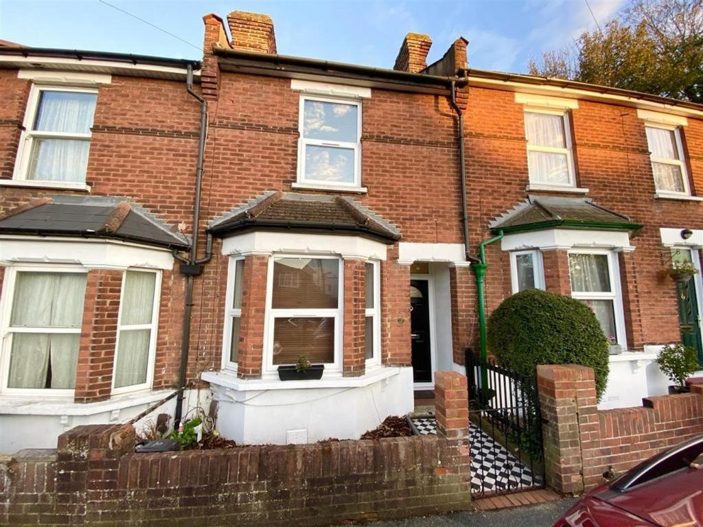 Riddlesdown Road, Purley CR8 2 bed terraced house - £415,000