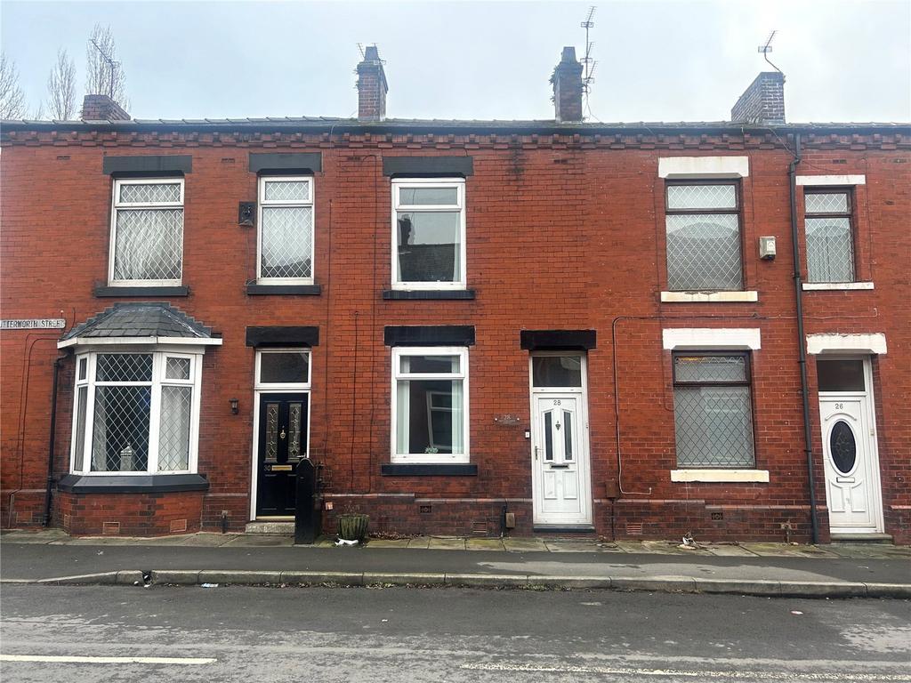 Butterworth Street, Chadderton... 2 bed terraced house - £150,000