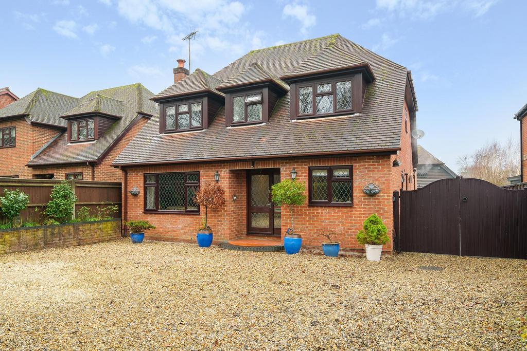 Reading Road, Chineham, Basingstoke... 4 bed detached house for sale ...