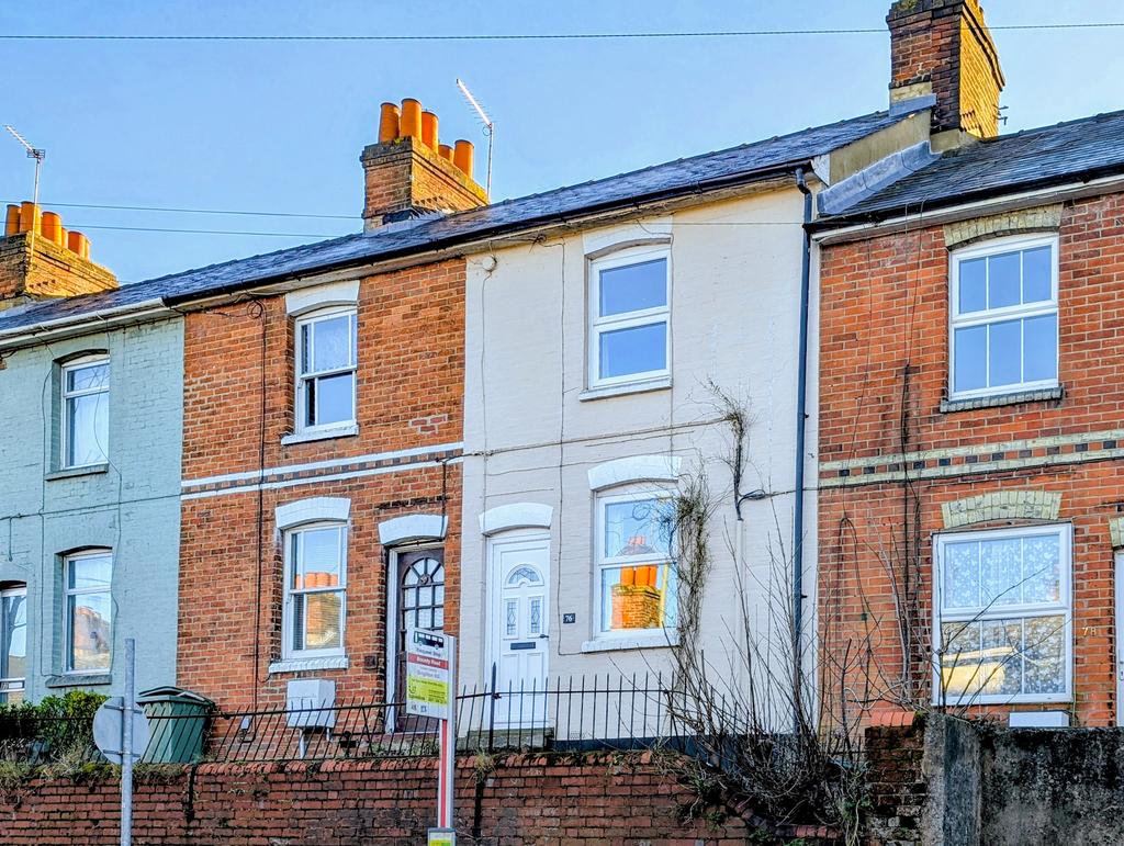 Winchester Road, Basingstoke, RG21 2 bed terraced house for sale - £285,000