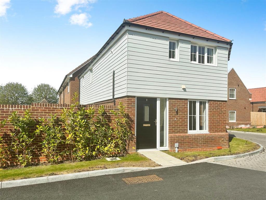 Monkton Road, Minster, Ramsgate 2 bed detached house for sale - £300,000