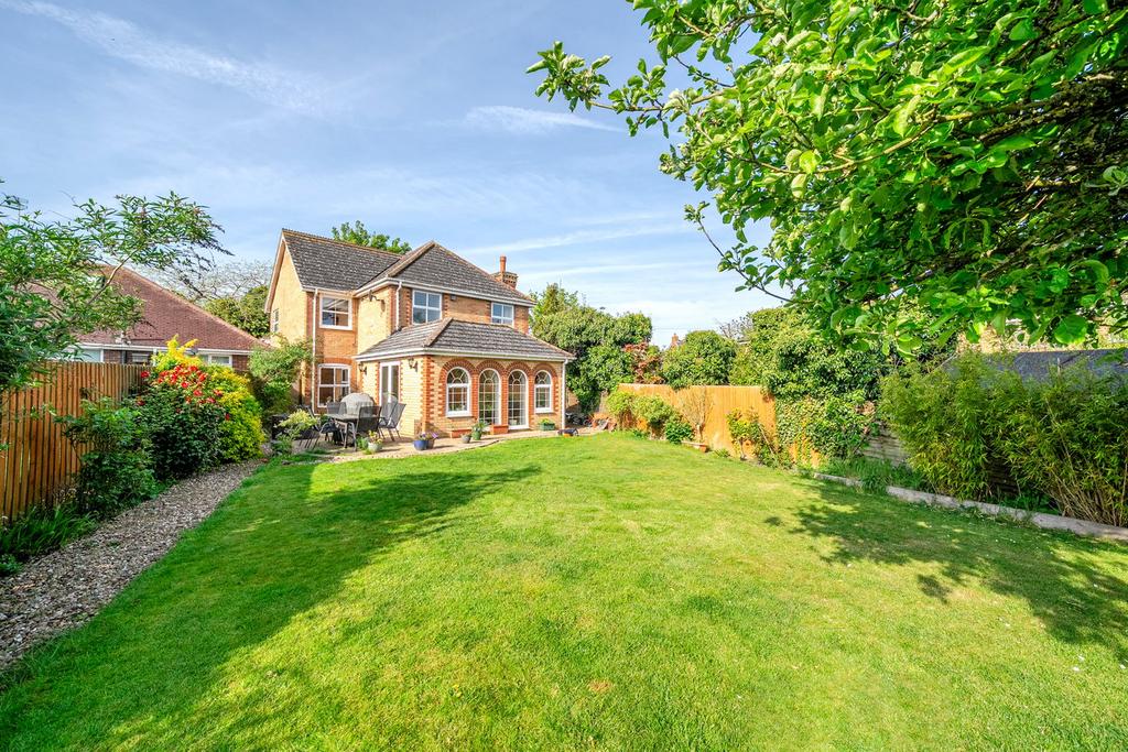 Fildyke Road, Meppershall, Shefford... 5 bed detached house for sale ...