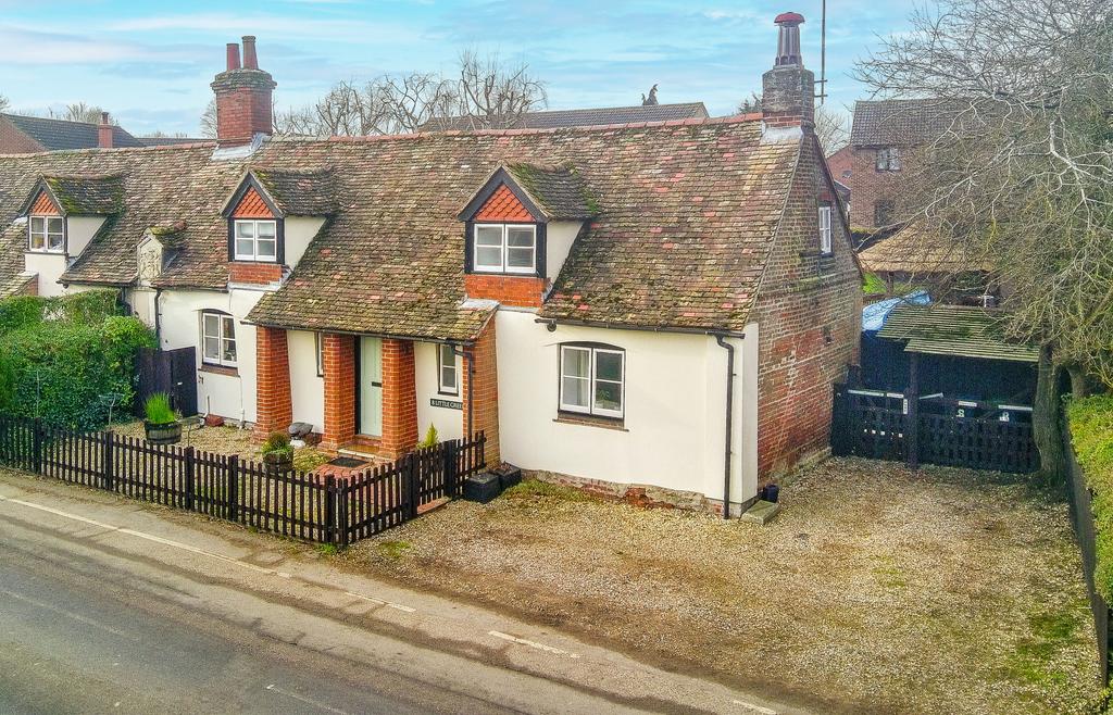 Little Green, Cheveley, Newmarket... 4 bed cottage - £575,000