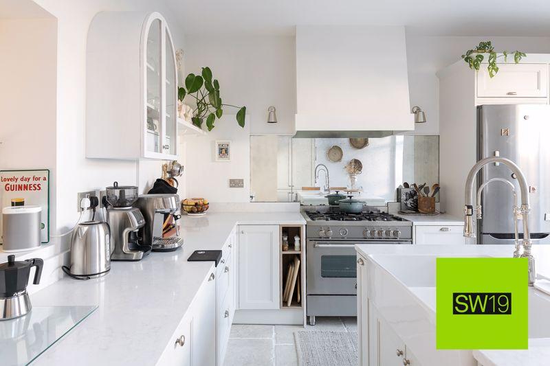 Devonshire Road, London SW19 3 bed terraced house for sale - £1,000,000
