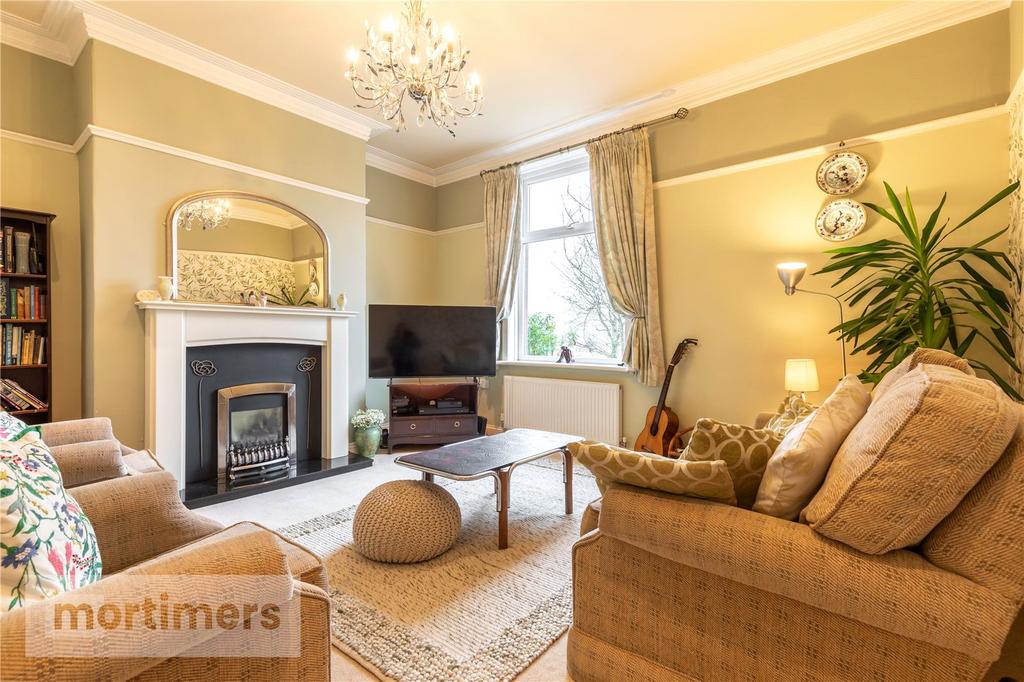 Pleckgate Road, Blackburn... 4 bed semi-detached house for sale - £295,000