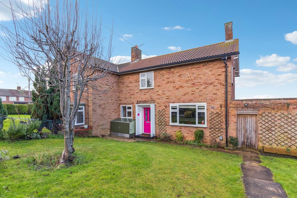 Mountjoy, Hitchin, SG4 3 bed semi-detached house for sale - £485,000