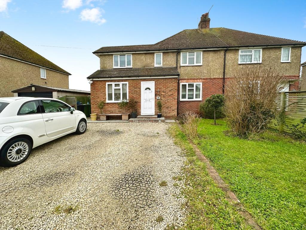 Kings Avenue, Rye TN31 4 bed semi-detached house for sale - £425,000