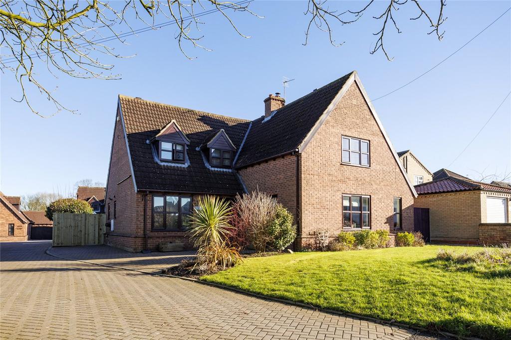 Fangfoss, Pocklington, York, YO41 5 bed detached house for sale - £550,000