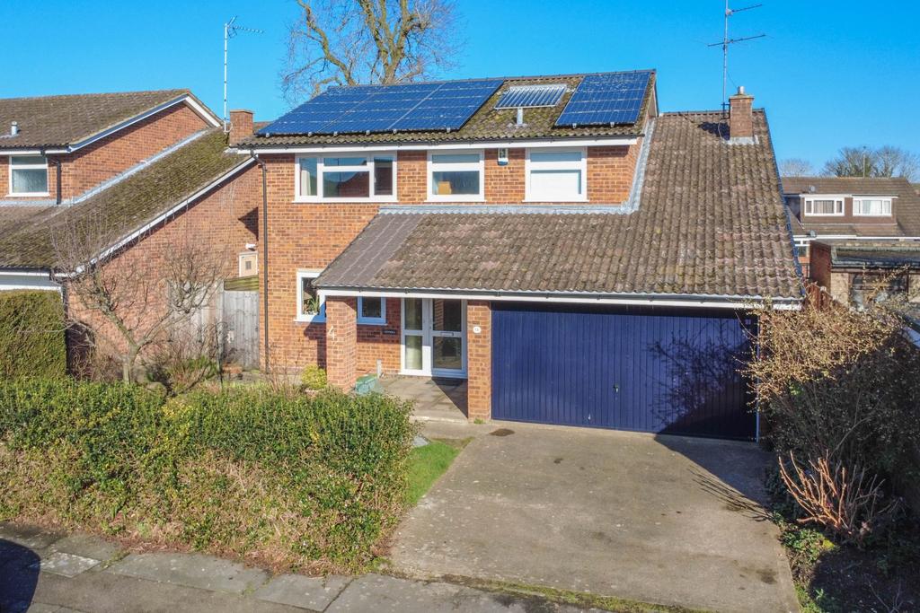 Camberton Road, Linslade, LU7 4 bed detached house for sale - £575,000