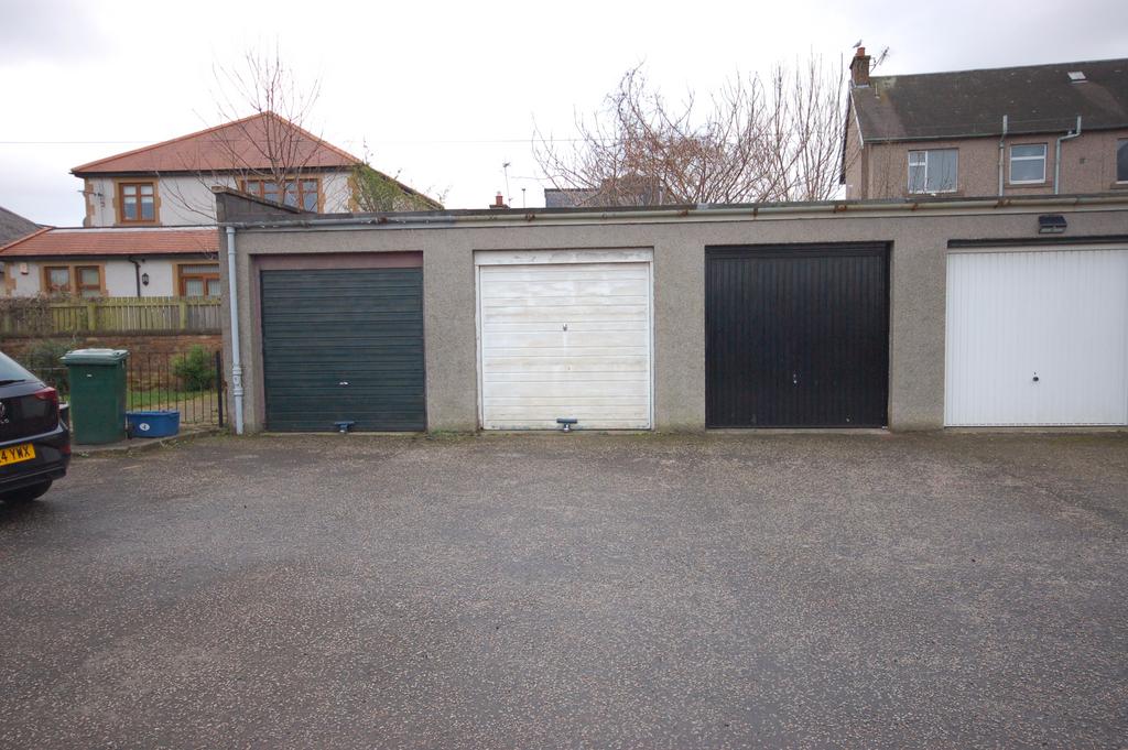 Garage 5/2, Southfield Bank... Garage for sale - £38,000