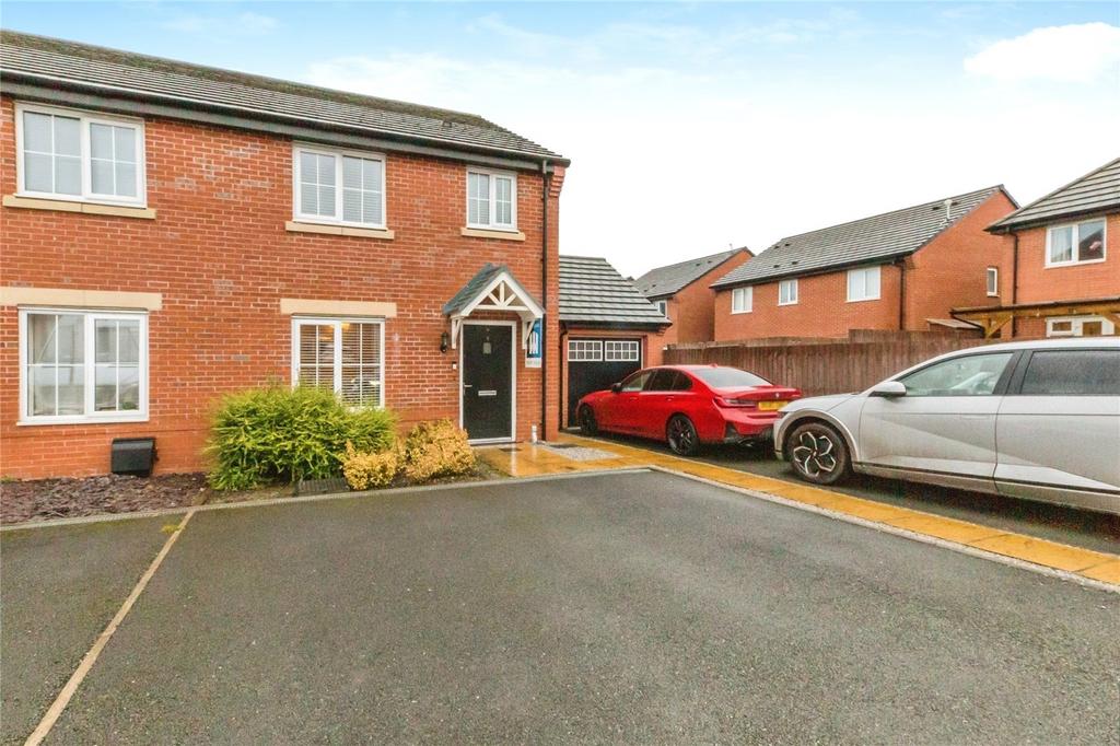Rotary Way, Shavington, Crewe... 3 bed semi-detached house for sale - £ ...