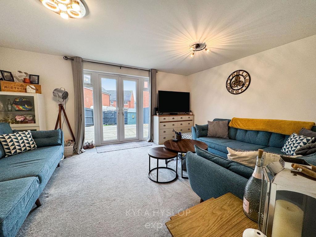 Exeter EX5 3 bed semi-detached house - £280,000
