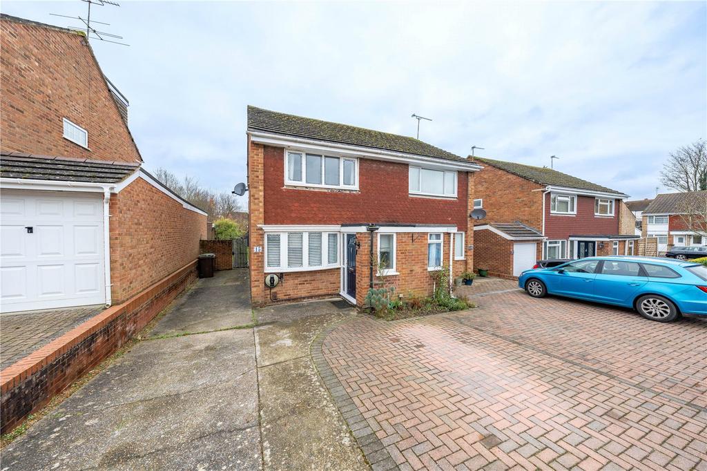 Woolaston Close, Maidstone, ME15 2 bed semi-detached house for sale - £ ...