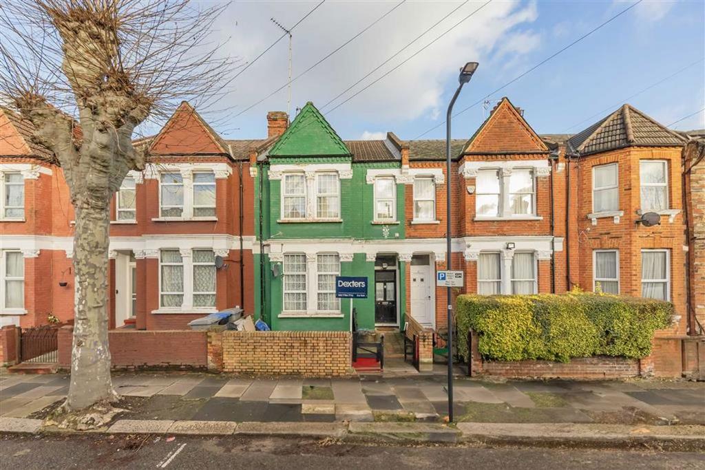 Larch Road, London NW2 3 bed terraced house for sale - £800,000