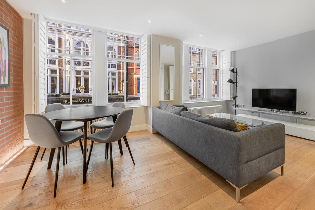 Long Acre, London, WC2E 2 bed apartment - £4,307 pcm (£994 pw)
