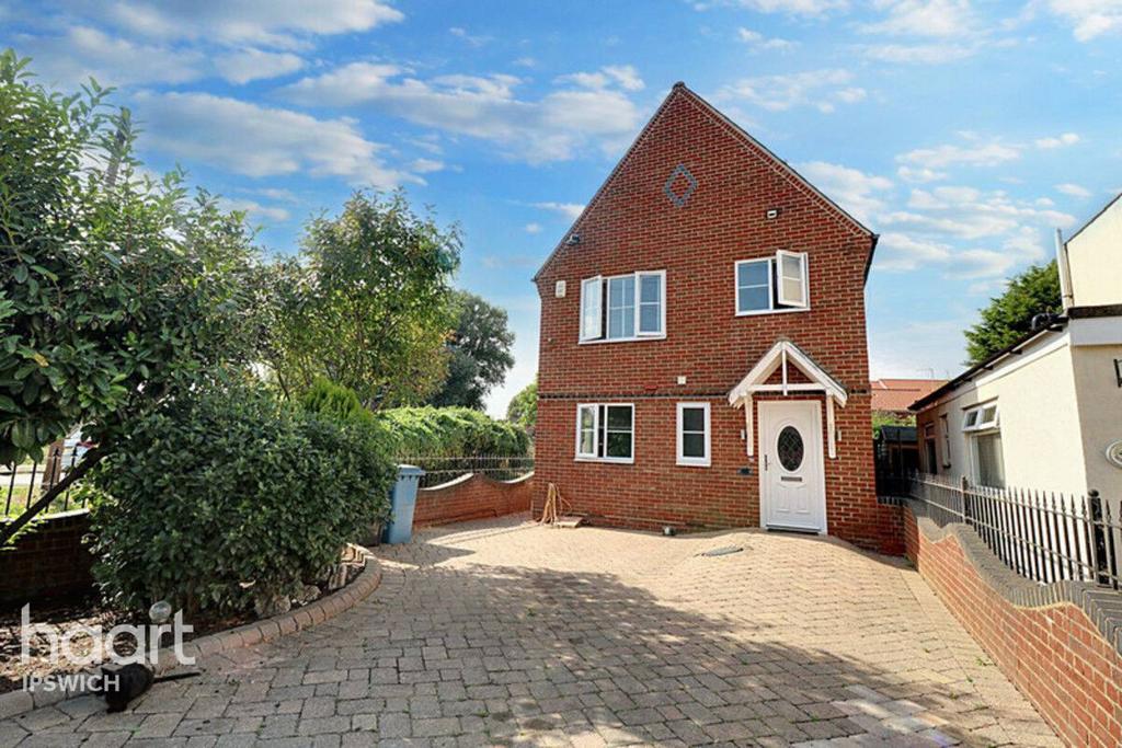 Riverside Road, Ipswich 3 bed detached house for sale - £250,000