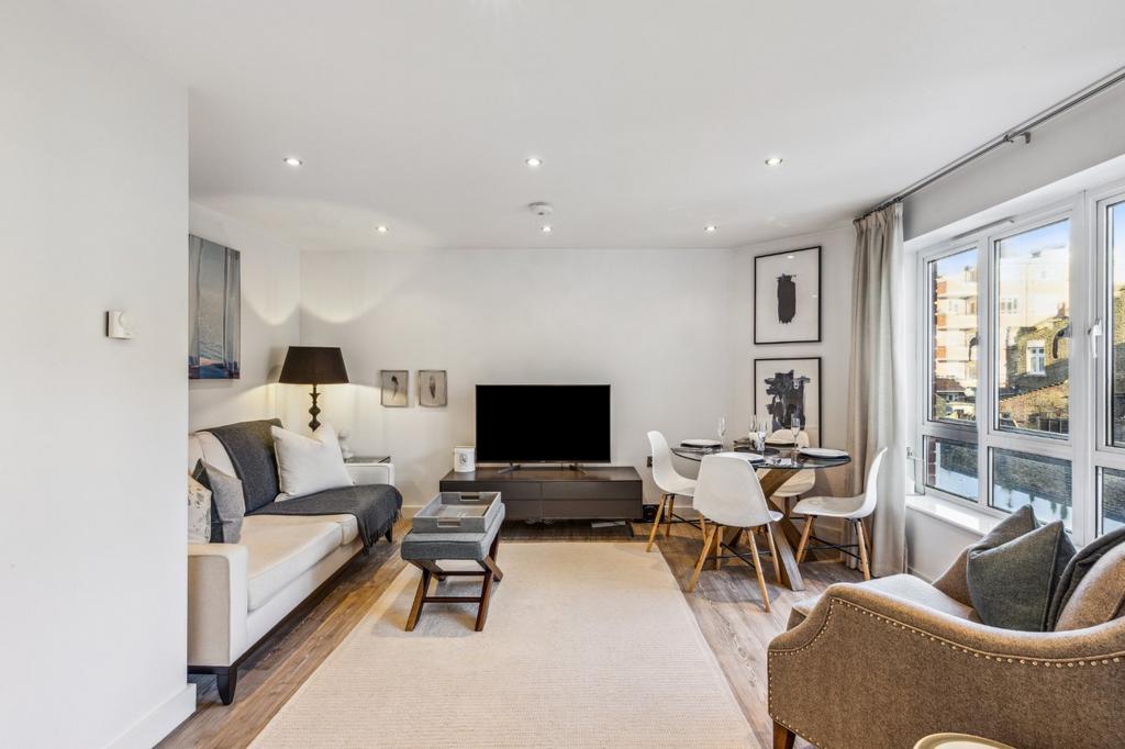 O'Connors Court, Kelvedon Road, Fulham 2 bed flat for sale - £670,000