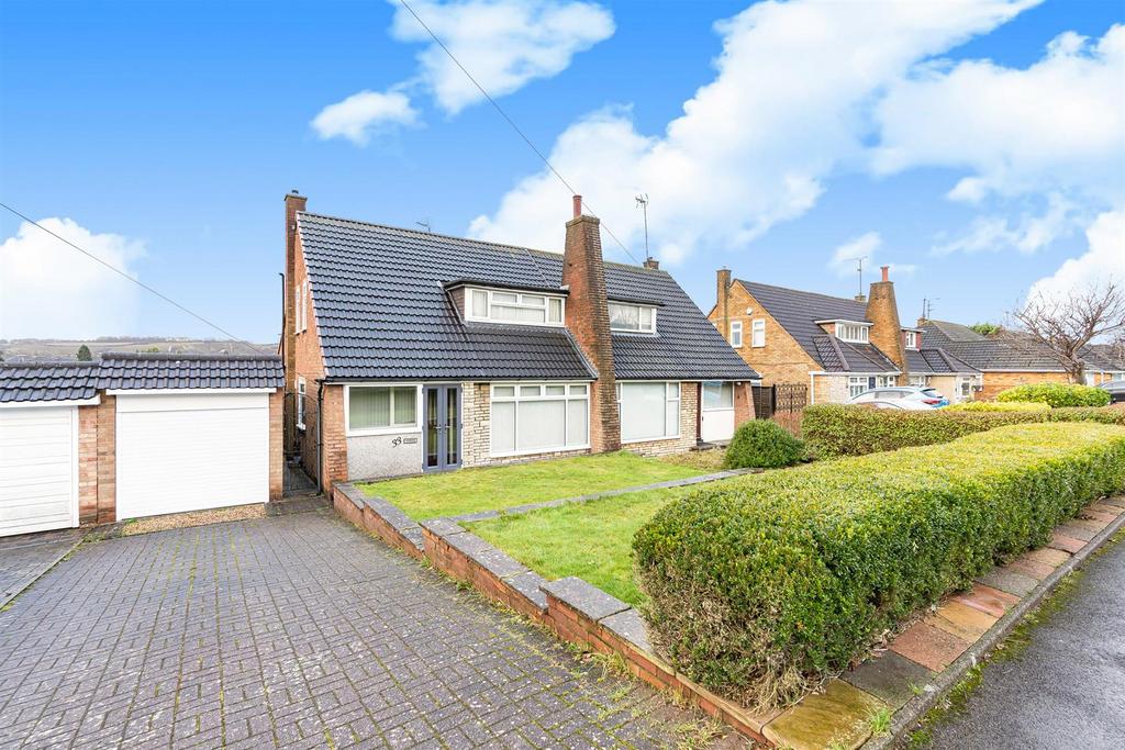 Wilbury Drive, Dunstable 3 bed chalet for sale - £375,000