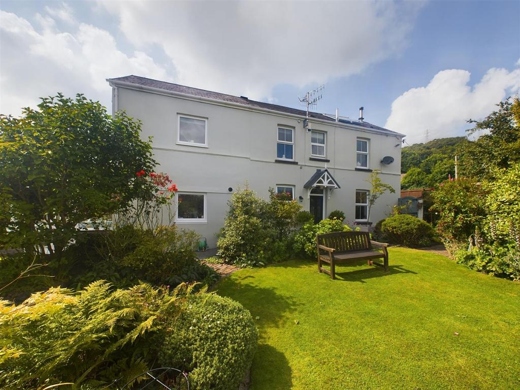 Tyrwaun, Pwll, Llanelli 3 bed detached house for sale - £350,000