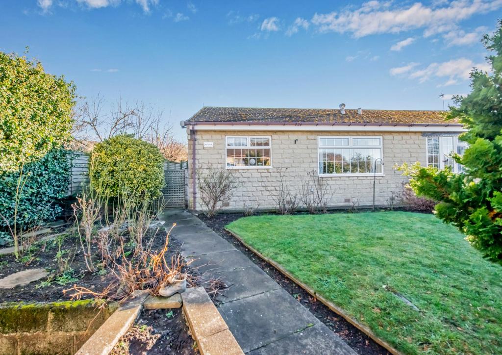 Gainsborough Close, Bradford, BD3 2 bed bungalow - £140,000