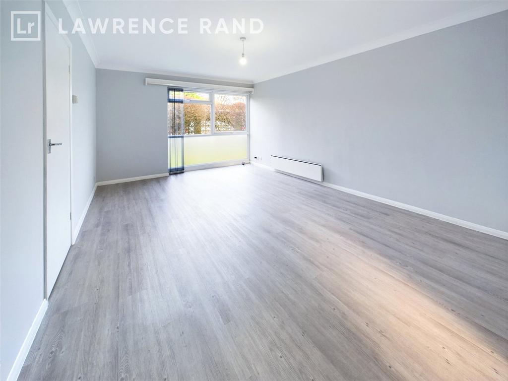 Pembroke Road, Ruislip, Middlesex, HA4 1 bed flat - £1,400 pcm (£323 pw)