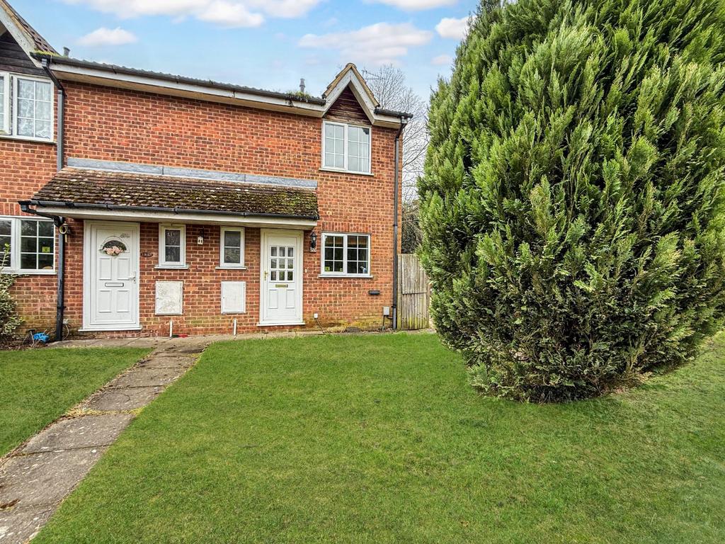 Cemetery Road, Dunstable LU5 3 bed end of terrace house for sale - £270,000
