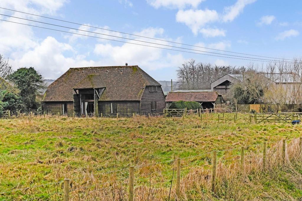 Amage Road, Wye, Ashford TN25 3 bed barn conversion for sale - £950,000