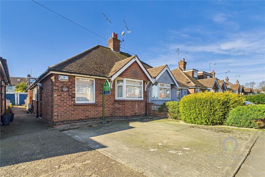 Malcolm Drive, Duston... 2 bed bungalow - £210,000