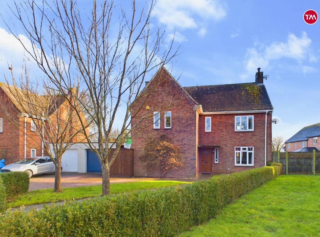 Valiant Square, Ramsey PE26 3 bed detached house for sale - £375,000